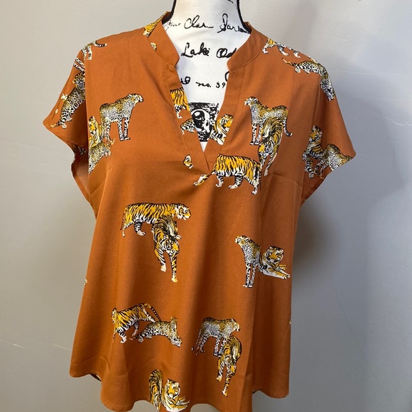 SHEIN | Tops | Shein Animal Print Top Size Xl Nonsmoking Home | Poshmark